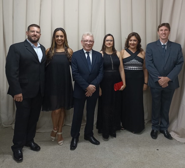 Presidente visita curso e participa de colação de grau de formando da ...